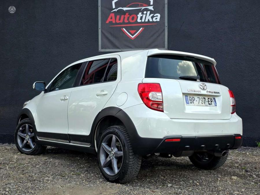 Balts Toyota Urban Cruiser 2011 Šauļi, ar dzinēja tilpumu 1.36 L un nobraukumu 189 tūkst. km par 4400 €, foto 8 vietnē AUTOMOTO.COM.LV