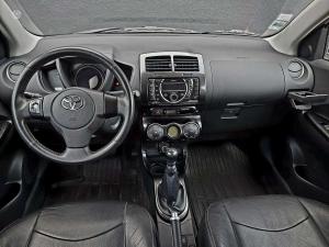 Balts Toyota Urban Cruiser 2011 Šauļi, ar dzinēja tilpumu 1.36 L un nobraukumu 189 tūkst. km par 4400 €, foto 24 vietnē AUTOMOTO.COM.LV