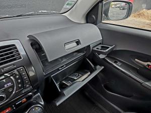 Balts Toyota Urban Cruiser 2011 Šauļi, ar dzinēja tilpumu 1.36 L un nobraukumu 189 tūkst. km par 4400 €, foto 30 vietnē AUTOMOTO.COM.LV
