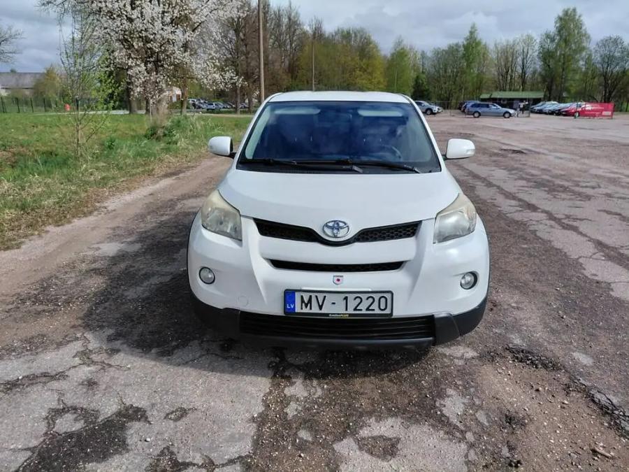 Balts Toyota Urban Cruiser 2011 Talsi, ar dzinēja tilpumu 1.40 L un nobraukumu 266 tūkst. km par 4200 €, foto 3 vietnē AUTOMOTO.COM.LV