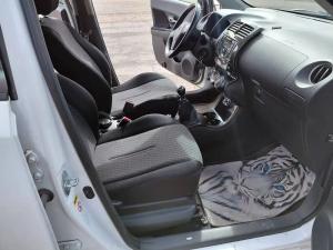 Balts Toyota Urban Cruiser 2011 Talsi, ar dzinēja tilpumu 1.40 L un nobraukumu 266 tūkst. km par 4200 €, foto 8 vietnē AUTOMOTO.COM.LV