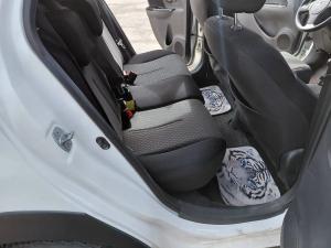 Balts Toyota Urban Cruiser 2011 Talsi, ar dzinēja tilpumu 1.40 L un nobraukumu 266 tūkst. km par 4200 €, foto 9 vietnē AUTOMOTO.COM.LV