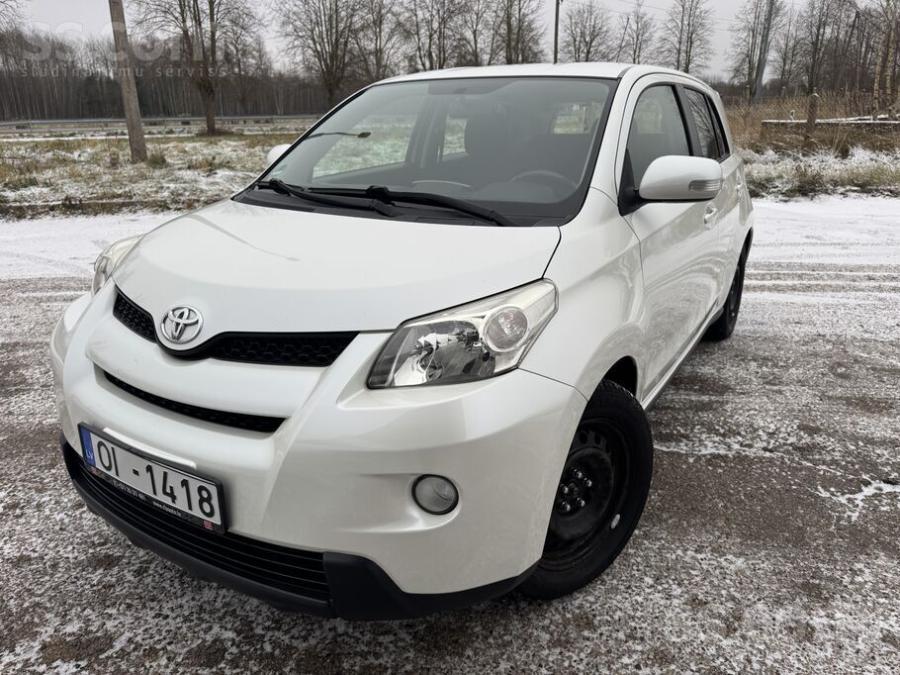 Balts Toyota Urban Cruiser 2012 Ogre, ar dzinēja tilpumu 1.30 L un nobraukumu 194 tūkst. km par 4950 €, foto 5 vietnē AUTOMOTO.COM.LV
