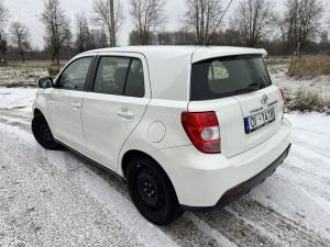 Balts Toyota Urban Cruiser 2012 Ogre, ar dzinēja tilpumu 1.30 L un nobraukumu 194 tūkst. km par 4950 €, foto 8 vietnē AUTOMOTO.COM.LV
