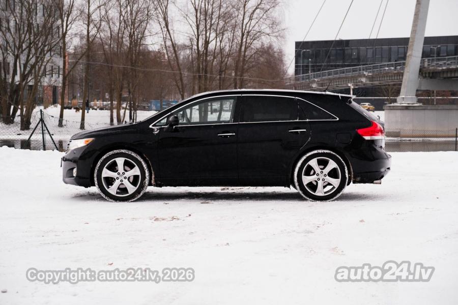 Melns Toyota Venza 2009 Tallina, ar dzinēja tilpumu 3.50 L un nobraukumu 241 tūkst. km par 8500 €, foto 4 vietnē AUTOMOTO.COM.LV