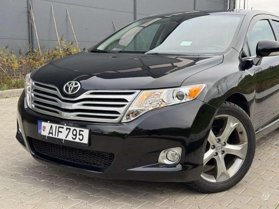 Melns Toyota Venza 2011 Viļņa, ar dzinēja tilpumu 3.46 L un nobraukumu 280 tūkst. km par 9500 €, foto 1 vietnē AUTOMOTO.COM.LV