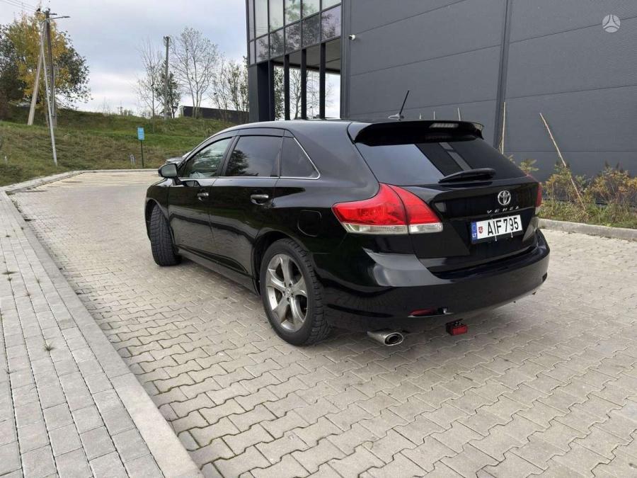 Melns Toyota Venza 2011 Viļņa, ar dzinēja tilpumu 3.46 L un nobraukumu 280 tūkst. km par 9500 €, foto 6 vietnē AUTOMOTO.COM.LV
