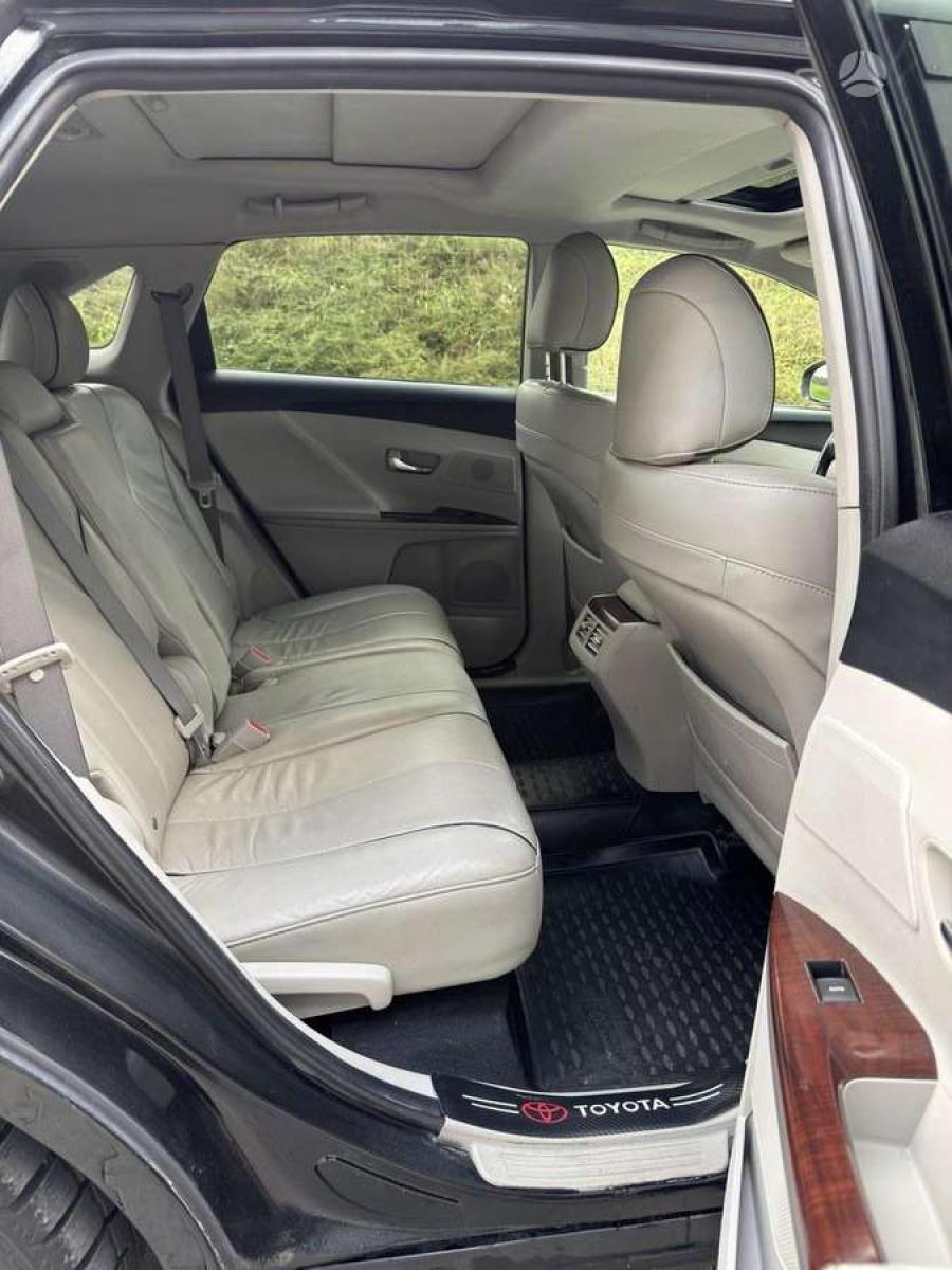 Melns Toyota Venza 2011 Viļņa, ar dzinēja tilpumu 3.46 L un nobraukumu 280 tūkst. km par 9500 €, foto 8 vietnē AUTOMOTO.COM.LV