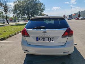 White Toyota Venza 2014 in Siauliai, with an engine capacity of 3.46 L and mileage of 146 thousand km for 12500 €, photo 6 on AUTOMOTO.COM.LV
