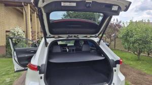 White Toyota Venza 2021 in Vilnius, with an engine capacity of 2.50 L and mileage of 59 thousand km for 31600 €, photo 8 on AUTOMOTO.COM.LV