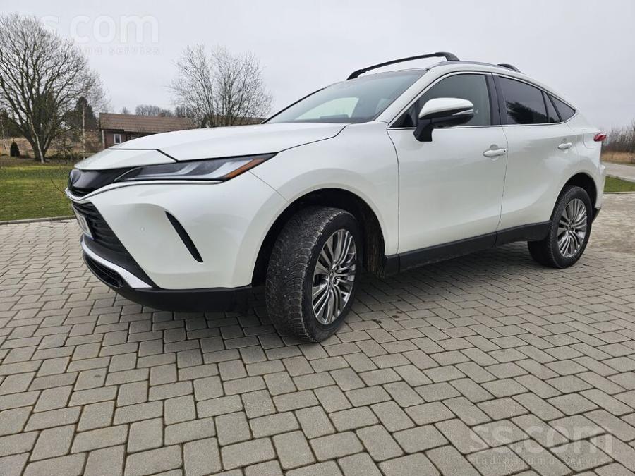 Balts Toyota Venza 2022 Saldus, ar dzinēja tilpumu 2.50 L un nobraukumu 91 tūkst. km par 27000 €, foto 3 vietnē AUTOMOTO.COM.LV