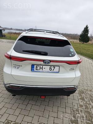 Balts Toyota Venza 2022 Saldus, ar dzinēja tilpumu 2.50 L un nobraukumu 91 tūkst. km par 27000 €, foto 7 vietnē AUTOMOTO.COM.LV