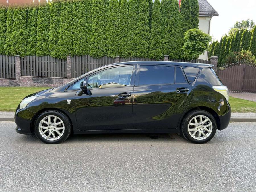 Melns Toyota Verso 2010 Viļņa, ar dzinēja tilpumu 2.20 L un nobraukumu 246 tūkst. km par 3499 €, foto 3 vietnē AUTOMOTO.COM.LV