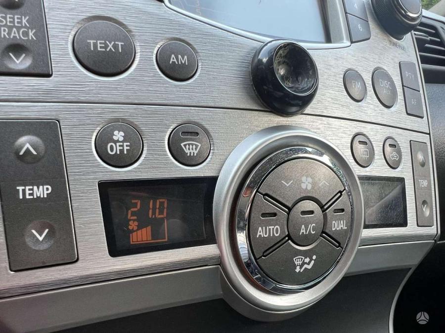 Melns Toyota Verso 2010 Viļņa, ar dzinēja tilpumu 2.20 L un nobraukumu 246 tūkst. km par 3499 €, foto 28 vietnē AUTOMOTO.COM.LV