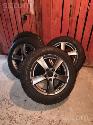 Black Toyota Verso 2011 in Riga, with an engine capacity of 2.00 L and mileage of 265 thousand km for 3800 €, photo 16 on AUTOMOTO.COM.LV
