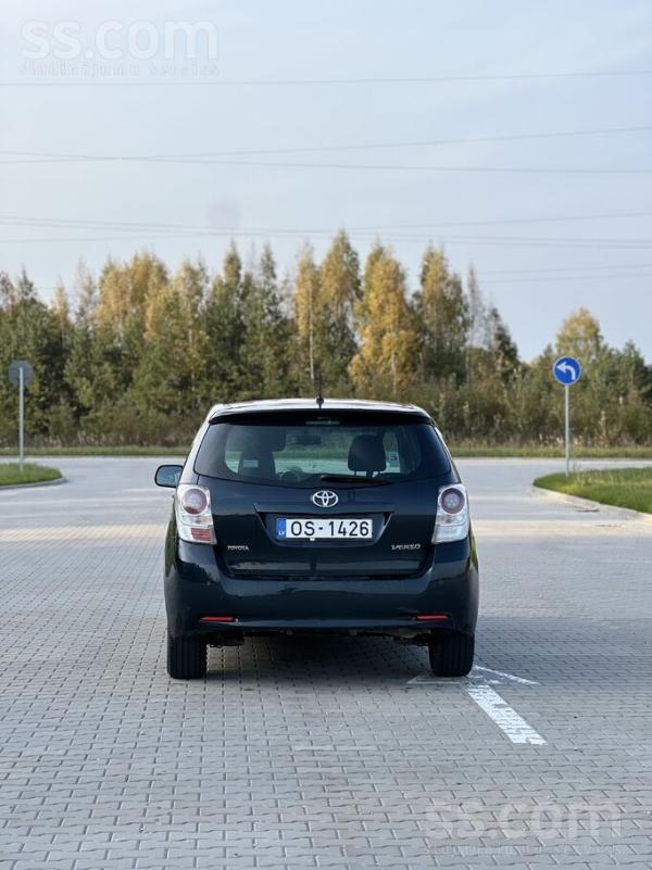 Melns Toyota Verso 2012 Valmiera, ar dzinēja tilpumu 2.00 L un nobraukumu 244 tūkst. km par 4100 €, foto 5 vietnē AUTOMOTO.COM.LV
