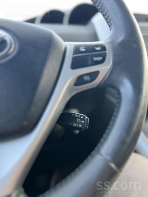 Melns Toyota Verso 2012 Valmiera, ar dzinēja tilpumu 2.00 L un nobraukumu 244 tūkst. km par 4100 €, foto 14 vietnē AUTOMOTO.COM.LV