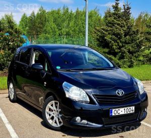 Black Toyota Verso 2009 in Jelgava, with an engine capacity of 2.20 L and mileage of 0 thousand km for 4750 €, photo 19 on AUTOMOTO.COM.LV