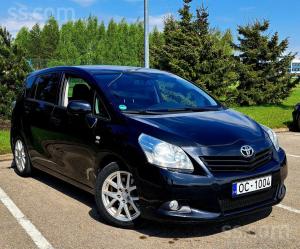 Black Toyota Verso 2009 in Jelgava, with an engine capacity of 2.20 L and mileage of 0 thousand km for 4750 €, photo 23 on AUTOMOTO.COM.LV