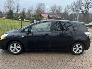 Melns Toyota Verso 2009 Ogre, ar dzinēja tilpumu 2.00 L un nobraukumu 318 tūkst. km par 3700 €, foto 11 vietnē AUTOMOTO.COM.LV