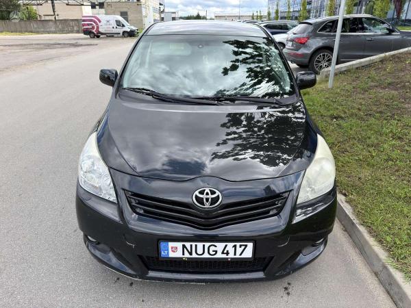 Melns Toyota Verso 2009 Panevēža, ar dzinēja tilpumu 2.23 L un nobraukumu 346 tūkst. km par 3150 €, foto 6 vietnē AUTOMOTO.COM.LV
