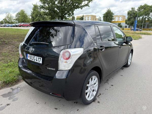 Melns Toyota Verso 2009 Panevēža, ar dzinēja tilpumu 2.23 L un nobraukumu 346 tūkst. km par 3150 €, foto 8 vietnē AUTOMOTO.COM.LV