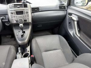 Black Toyota Verso 2009 in Panevezys, with an engine capacity of 2.23 L and mileage of 346 thousand km for 3150 €, photo 17 on AUTOMOTO.COM.LV