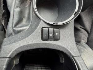 Black Toyota Verso 2009 in Panevezys, with an engine capacity of 2.23 L and mileage of 346 thousand km for 3150 €, photo 29 on AUTOMOTO.COM.LV
