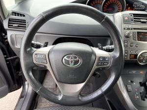 Black Toyota Verso 2009 in Panevezys, with an engine capacity of 2.20 L and mileage of 346 thousand km for 3150 €, photo 21 on AUTOMOTO.COM.LV