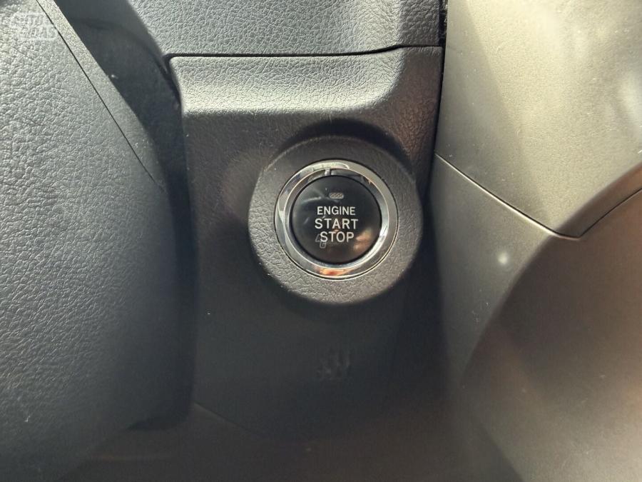 Black Toyota Verso 2009 in Panevezys, with an engine capacity of 2.20 L and mileage of 346 thousand km for 3150 €, photo 26 on AUTOMOTO.COM.LV
