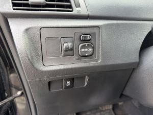 Black Toyota Verso 2009 in Panevezys, with an engine capacity of 2.20 L and mileage of 346 thousand km for 3150 €, photo 30 on AUTOMOTO.COM.LV