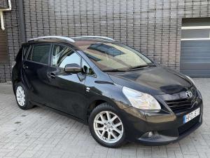 Melns Toyota Verso 2009 Viļņa, ar dzinēja tilpumu 2.23 L un nobraukumu 244 tūkst. km par 2650 €, foto  vietnē AUTOMOTO.COM.LV