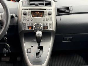 Melns Toyota Verso 2010 Rīga, ar dzinēja tilpumu 2.20 L un nobraukumu 230 tūkst. km par 4650 €, foto 9 vietnē AUTOMOTO.COM.LV