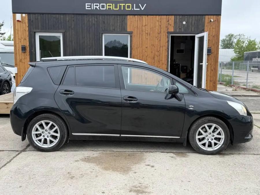 Melns Toyota Verso 2010 Rīga, ar dzinēja tilpumu 2.20 L un nobraukumu 230 tūkst. km par 4650 €, foto 16 vietnē AUTOMOTO.COM.LV