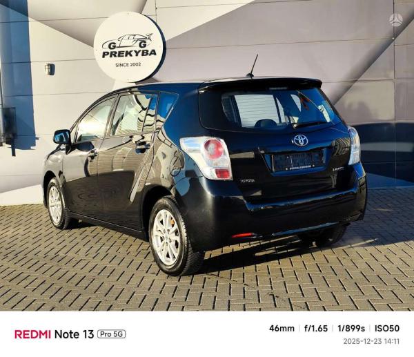 Black Toyota Verso 2011 in Kaunas, with an engine capacity of 1.80 L and mileage of 123 thousand km for 6450 €, photo 7 on AUTOMOTO.COM.LV