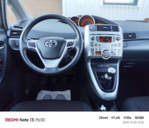 Melns Toyota Verso 2011 Kauņa, ar dzinēja tilpumu 1.80 L un nobraukumu 123 tūkst. km par 6450 €, foto 13 vietnē AUTOMOTO.COM.LV
