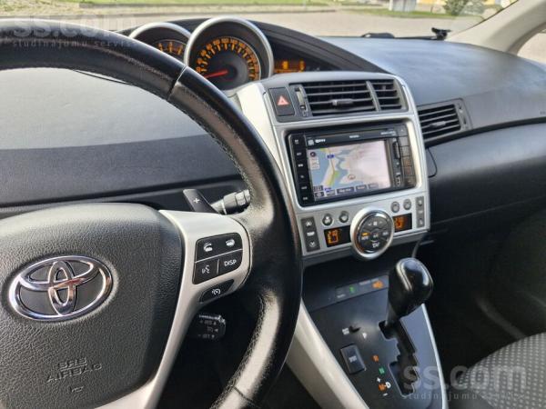 Melns Toyota Verso 2011 Daugavpils, ar dzinēja tilpumu 2.20 L un nobraukumu 265 tūkst. km par 5490 €, foto 8 vietnē AUTOMOTO.COM.LV