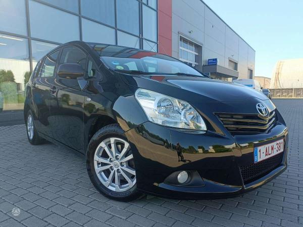 Melns Toyota Verso 2011 Klaipėda, ar dzinēja tilpumu 2.00 L un nobraukumu 192 tūkst. km par 3999 €, foto 7 vietnē AUTOMOTO.COM.LV