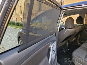 Black Toyota Verso 2011 in Daugavpils, with an engine capacity of 2.20 L and mileage of 265 thousand km for 5350 €, photo 21 on AUTOMOTO.COM.LV