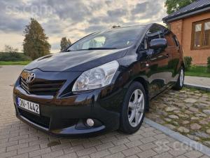 Melns Toyota Verso 2011 Daugavpils, ar dzinēja tilpumu 2.20 L un nobraukumu 265 tūkst. km par 4790 €, foto 5 vietnē AUTOMOTO.COM.LV