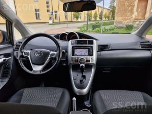 Melns Toyota Verso 2011 Daugavpils, ar dzinēja tilpumu 2.20 L un nobraukumu 265 tūkst. km par 4790 €, foto 15 vietnē AUTOMOTO.COM.LV