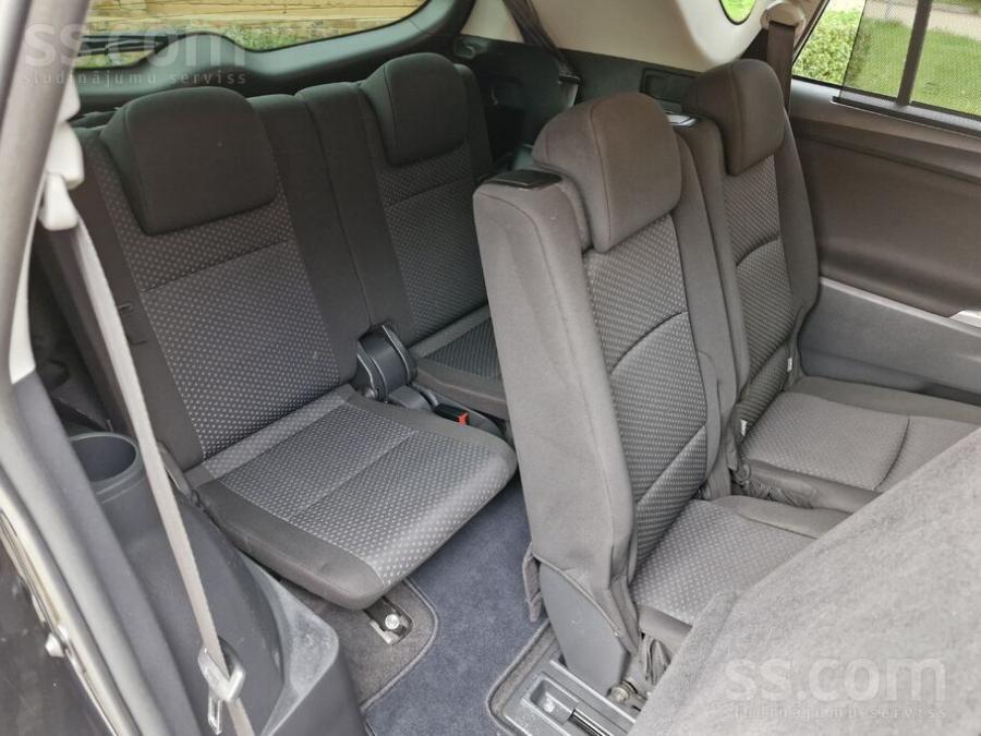 Melns Toyota Verso 2011 Daugavpils, ar dzinēja tilpumu 2.20 L un nobraukumu 265 tūkst. km par 4790 €, foto 18 vietnē AUTOMOTO.COM.LV