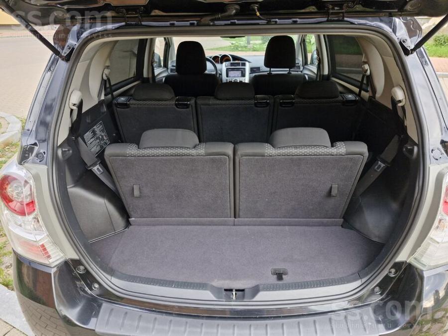 Melns Toyota Verso 2011 Daugavpils, ar dzinēja tilpumu 2.20 L un nobraukumu 265 tūkst. km par 4790 €, foto 19 vietnē AUTOMOTO.COM.LV