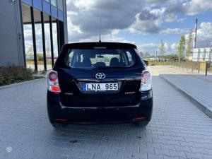 Black Toyota Verso 2011 in Vilnius, with an engine capacity of 1.60 L and mileage of 242 thousand km for 5499 €, photo 7 on AUTOMOTO.COM.LV