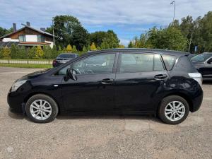 Melns Toyota Verso 2011 Jurbarkas, ar dzinēja tilpumu 1.80 L un nobraukumu 211 tūkst. km par 5850 €, foto 1 vietnē AUTOMOTO.COM.LV