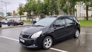 Melns Toyota Verso 2011 Ukmergė, ar dzinēja tilpumu 2.00 L un nobraukumu 269 tūkst. km par 4250 €, foto  vietnē AUTOMOTO.COM.LV