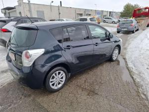 Melns Toyota Verso 2012 Kauņa, ar dzinēja tilpumu 2.00 L un nobraukumu 103 tūkst. km par 5200 €, foto 3 vietnē AUTOMOTO.COM.LV