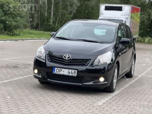 Melns Toyota Verso 2012 Rīga, ar dzinēja tilpumu 2.00 L un nobraukumu 255 tūkst. km par 5900 €, foto 4 vietnē AUTOMOTO.COM.LV