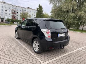 Melns Toyota Verso 2012 Rīga, ar dzinēja tilpumu 2.00 L un nobraukumu 255 tūkst. km par 5900 €, foto 14 vietnē AUTOMOTO.COM.LV