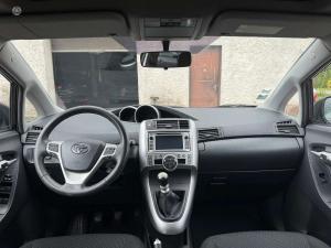 Melns Toyota Verso 2012 Jurbarkas, ar dzinēja tilpumu 2.00 L un nobraukumu 231 tūkst. km par 4950 €, foto 9 vietnē AUTOMOTO.COM.LV